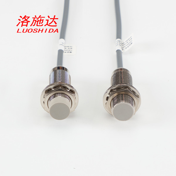 24V DC M18 Analog Inductive Proximity Sensor With 0-10V Voltage Output ... 24V DC M18 Analog Inductive Proximity Sensor With 0-10V Voltage Output ...