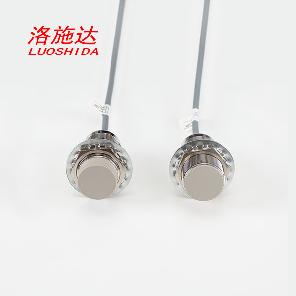 3 Wire M30 Inductive Proximity Sensor Analog Output Dc With 0 10v